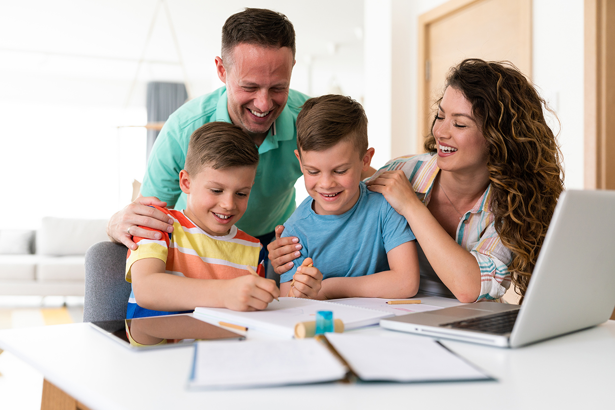El rol de la familia en la educación de los hijos – 360 Ediciones Castillo